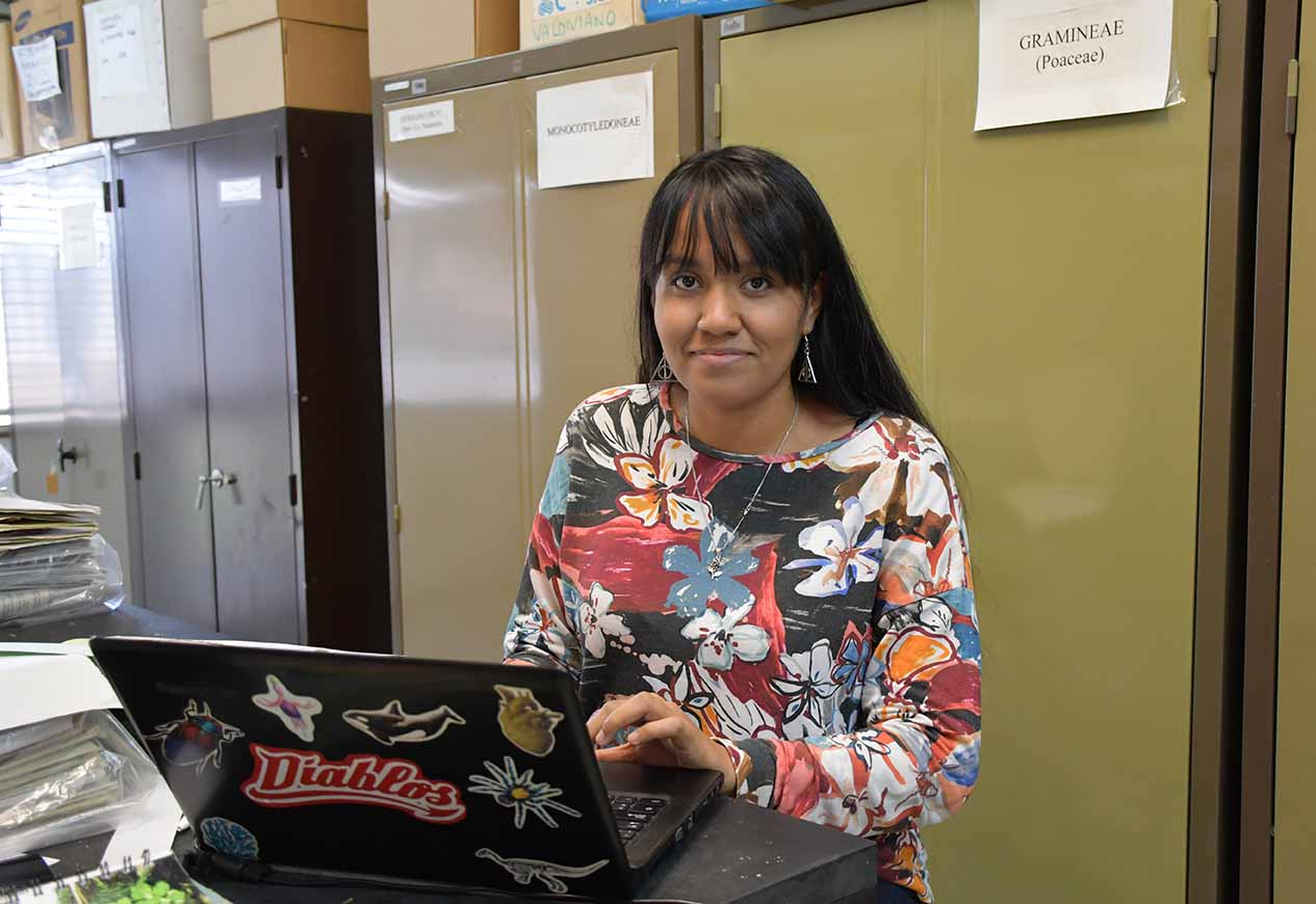 Estudiante mexicana realiza una pasantía profesional en Exactas ...